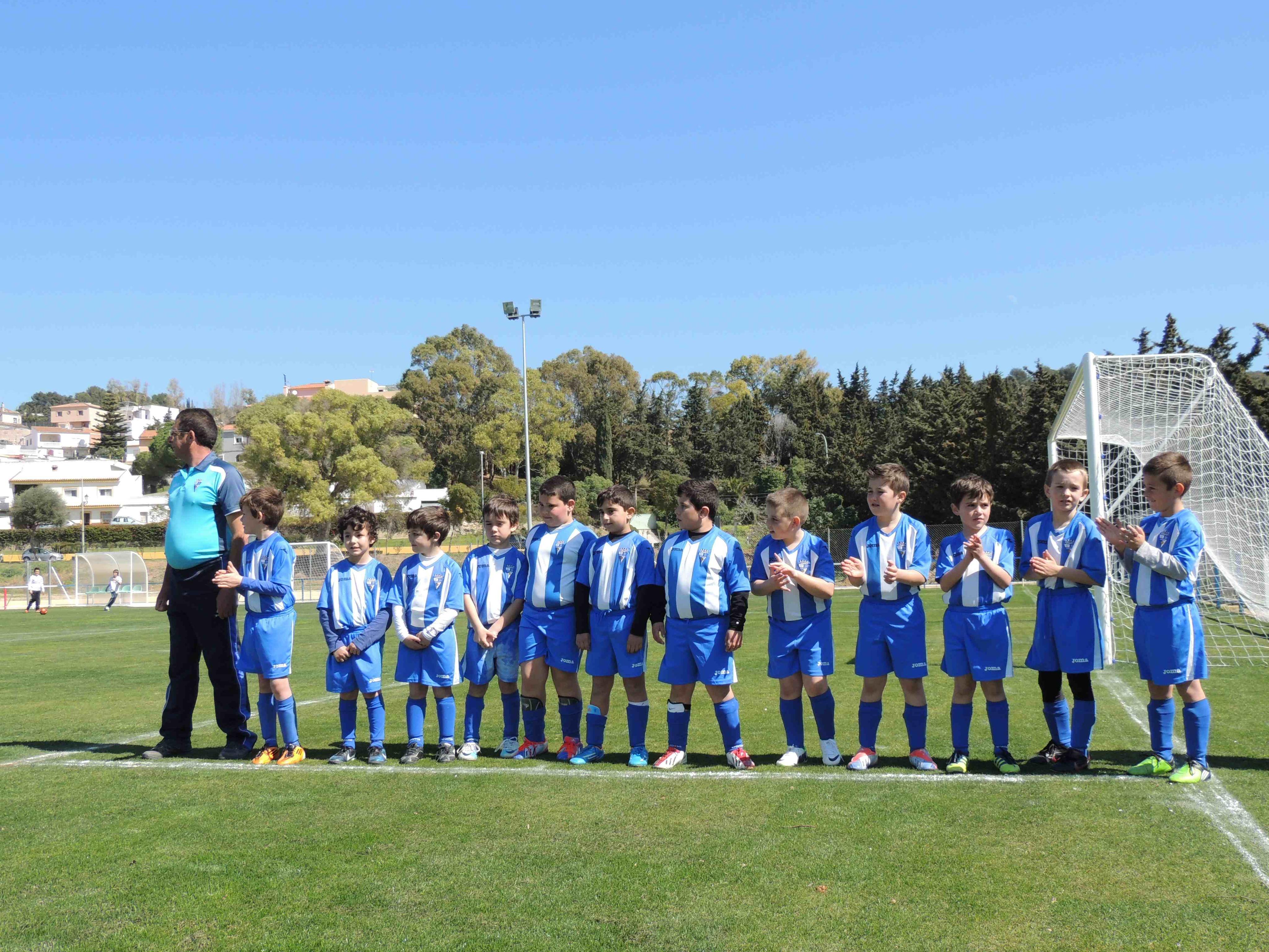 San Enrique Estrena Su Esperado Campo De Fútbol 11 De Césped Natural